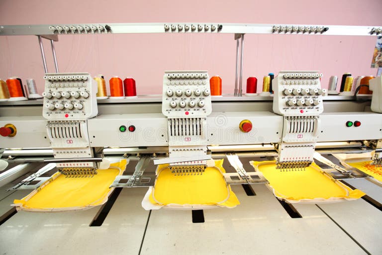 High Technology Automatic Sewing Machine Control by Computer ...