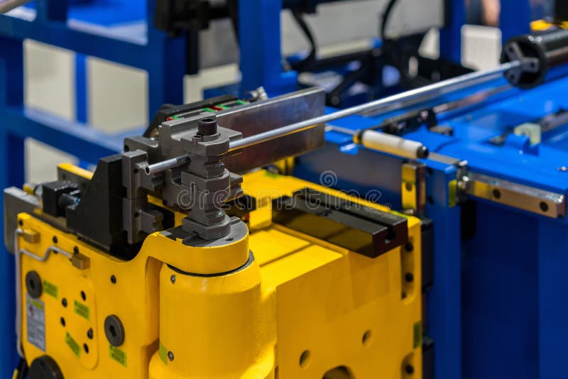 High Technology and Precision Cnc Automatic Pipe or Tube Bending ...