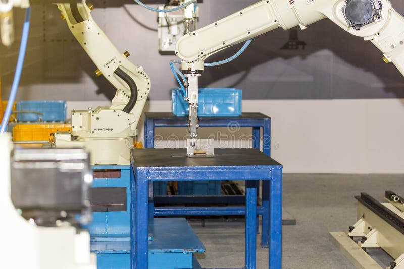 High Technology and Precision Robot Arm with Grip during Catch Welding ...