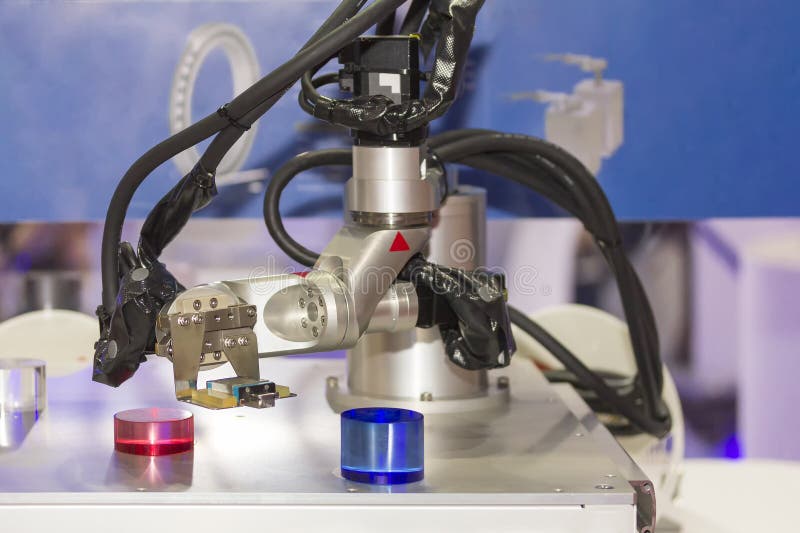 High Technology and Precision Robot Grip for Catch Product in ... High Technology and Precision Robot Grip for Catch Product in ...
