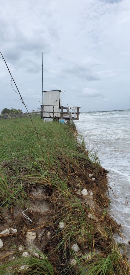High Tide at Honeymoon Island, Florida Stock Image - Image of vehicle ...