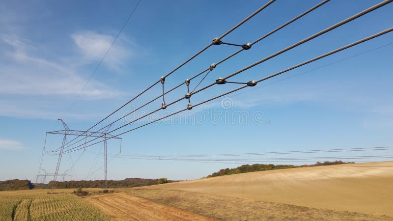 High Voltage Insulation String on Steel Pillar with Electric Power ...