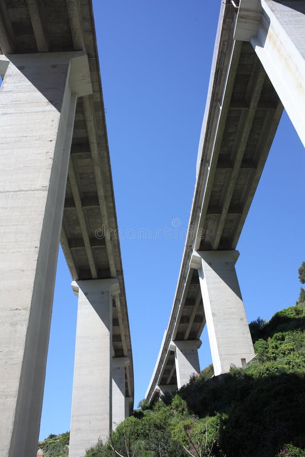 Elevated highway stock photo. Image of view, green, bridge - 16273014
