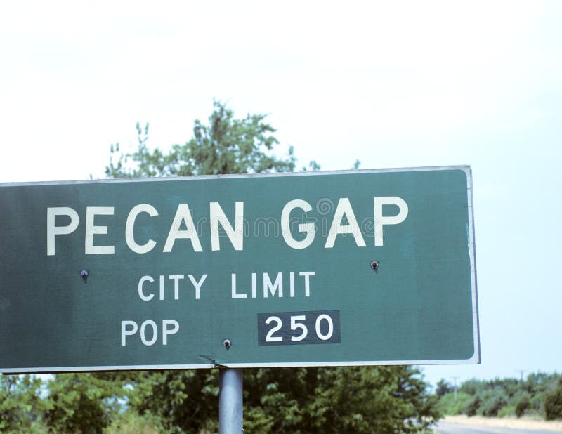 Highway City Limit Sign stock image. Image of small, sign - 3131283