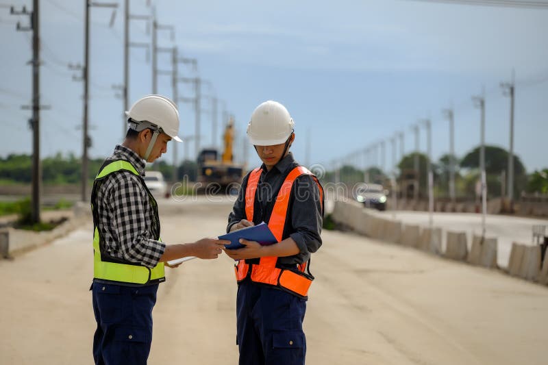 Highway Engineers Discuss Plans for Construction Improvement Based on ...