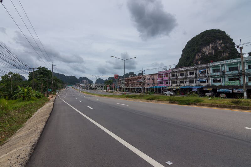 Highway, Road Route, White Lines, Guide Post Stock Image - Image of ...