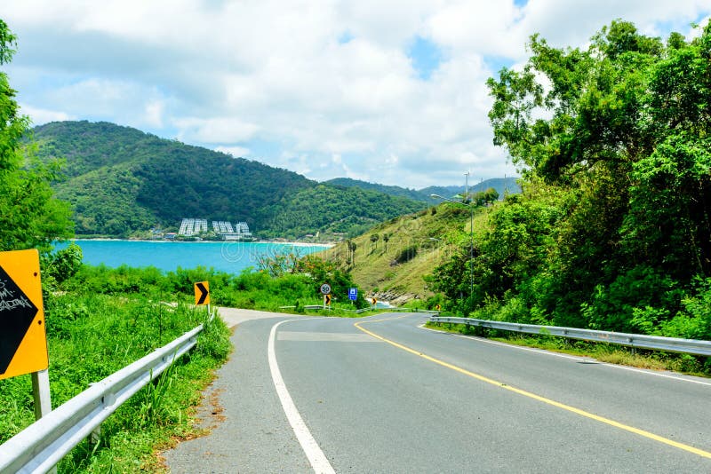 Highway, Road Route, White Lines, Guide Post Stock Image - Image of ...