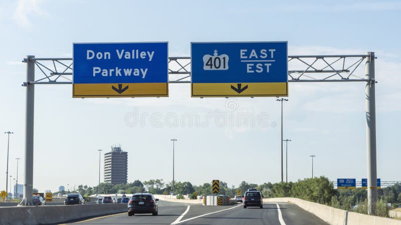 401 Highway Road Sign, Toronto, Ontario, Canada Editorial Image - Image ...