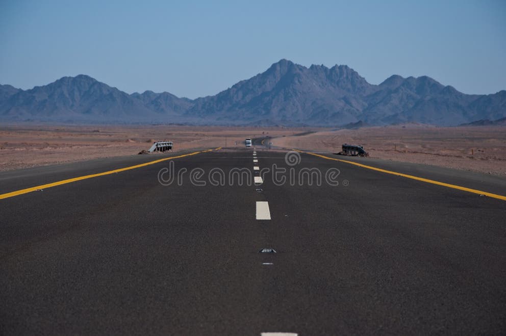 Highway in Saudi Arabia stock image. Image of farid, saudi - 60977293