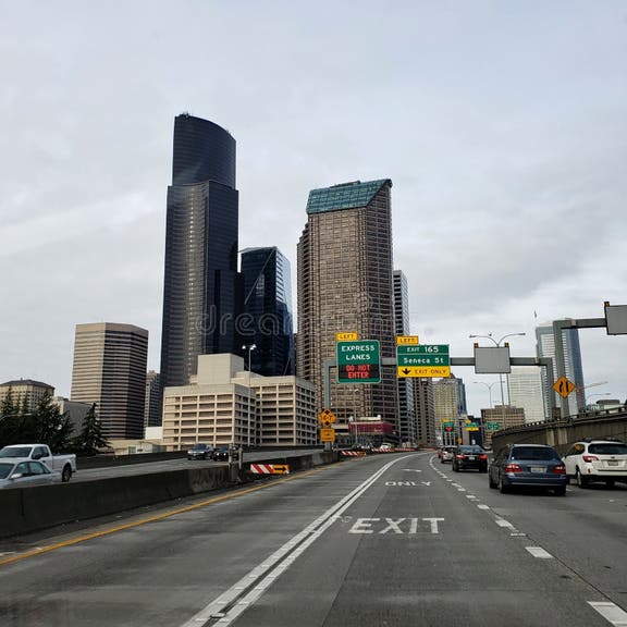 Highway into Seattle editorial photo. Image of downtown - 175361846