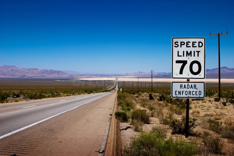 177 Speed Limit Sign American Highway Stock Photos - Free & Royalty ...