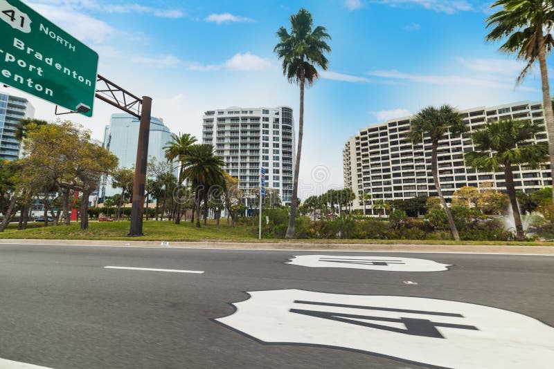 Highway 41 Sign on the Asphalt Stock Photo - Image of states ...