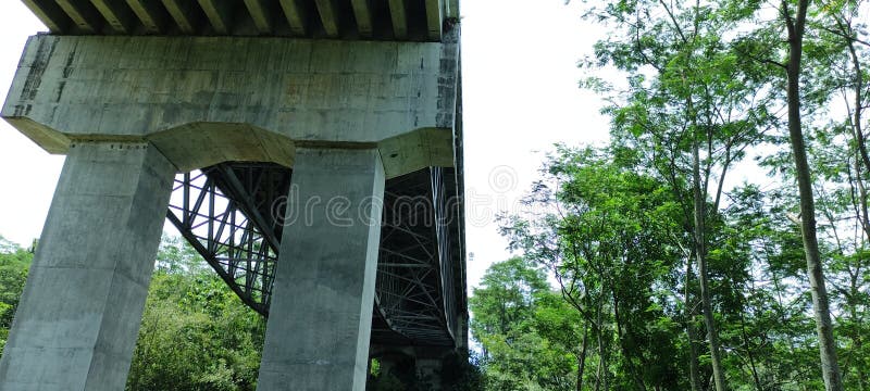 Highway support pillar stock photo. Image of tower, wall - 229924366