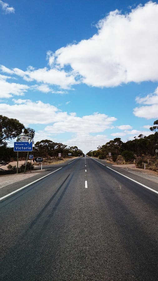 Australian Highway editorial stock image. Image of highway - 51823104