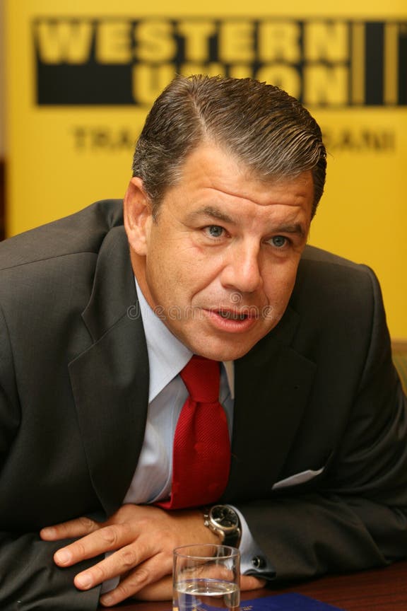 Hikmet Ersek editorial stock image. Image of talk, bank - 26715434