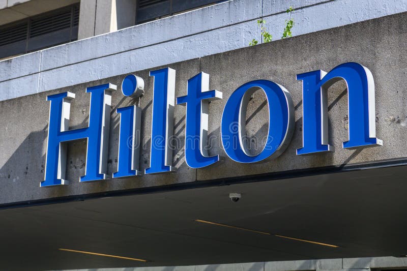 Hilton Hotel Sign in Toronto Editorial Image - Image of modern ...