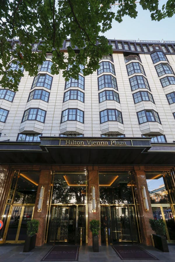 Hilton Vienna Plaza redaktionelles bild. Bild von luxus - 96570840