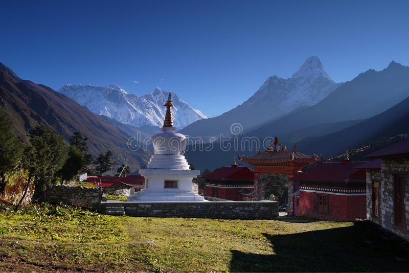 Himalaje zdjęcie stock. Obraz złożonej z wysokog - 22343874