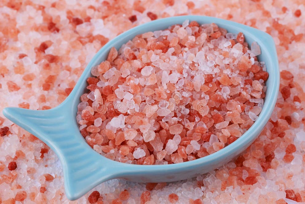 Himalayan pink salt stock image. Image of quartz, taste - 141946375