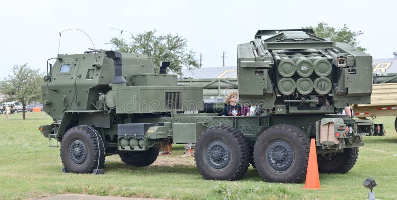 HIMARS system on display editorial photo. Image of event - 40308316