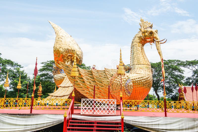 Himmapan Creature Statue at Phra that Suthon Mongkhon Khiri Temple ...