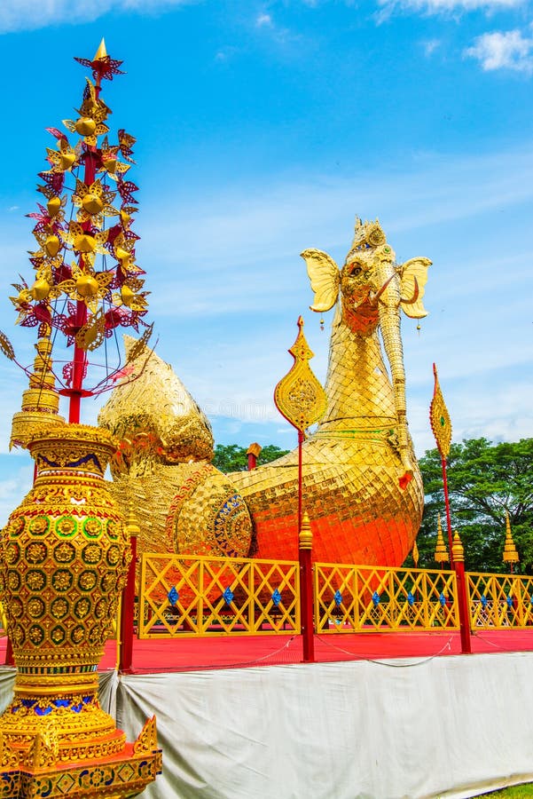 756 Himmapan Statue Stock Photos - Free & Royalty-Free Stock Photos ...