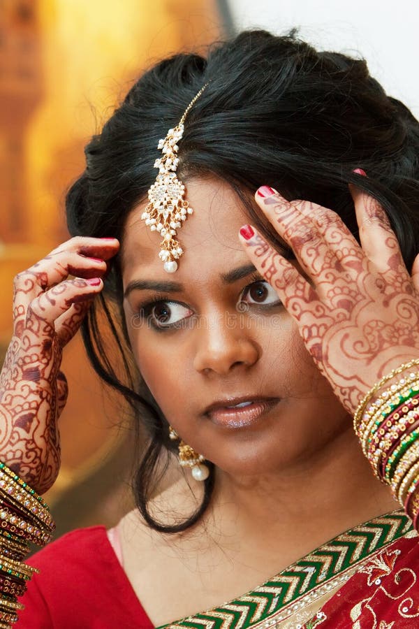 Hindu Bride stock photo. Image of ornaments, beauty, spices - 10541518