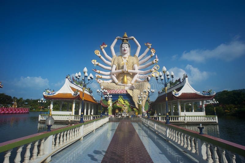 Hindu God Statue i stock photo. Image of buddha, reflection - 115843986