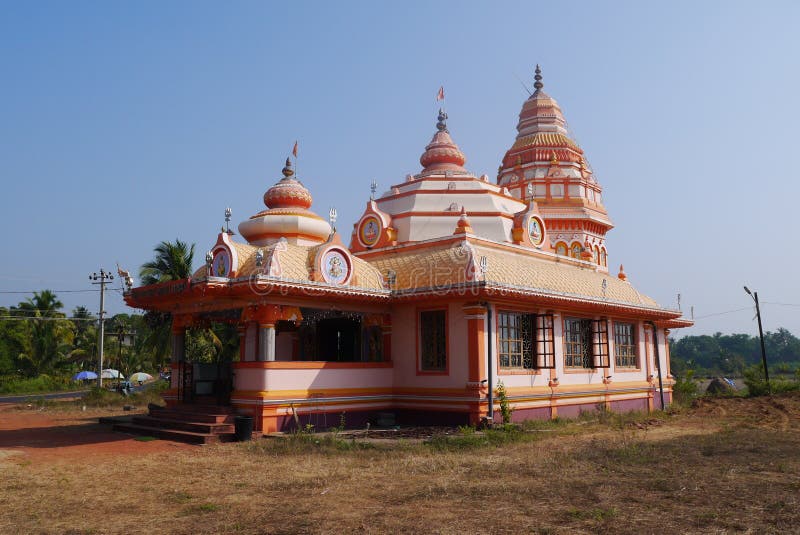 The Hindu roadside temple stock photo. Image of religion - 68471304