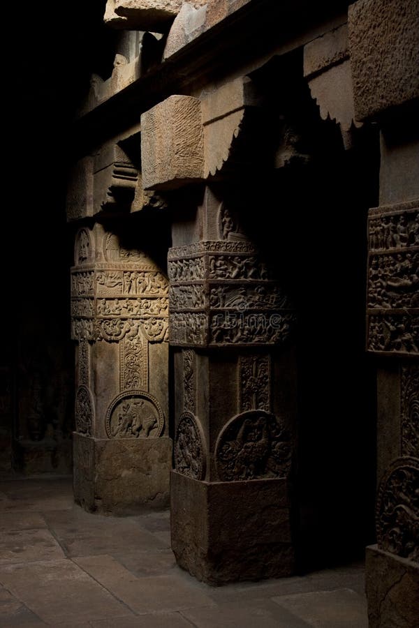 Hindu temple columns stock photo. Image of colonnade, aged - 7102028