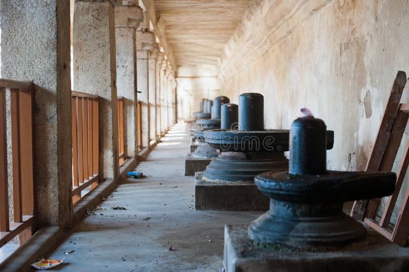Hindu Temple stock image. Image of roof, famous, spirituality - 42640381