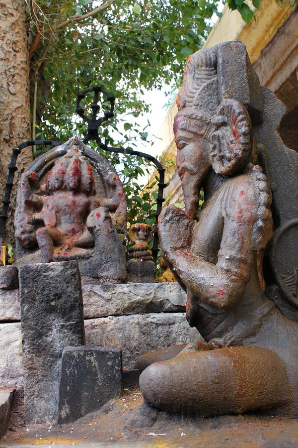 Hindu Temple Statue in Sitting Worship Pose with Devotion Stock Image ...