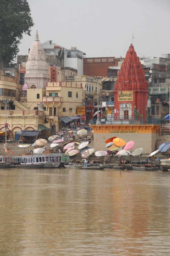 Hindu Temple at Varanasi India Editorial Photography - Image of hindu ...