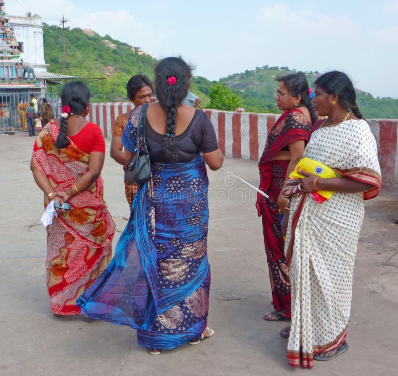 Hindu Women Prepare To Enter the Temple Editorial Stock Image - Image ...