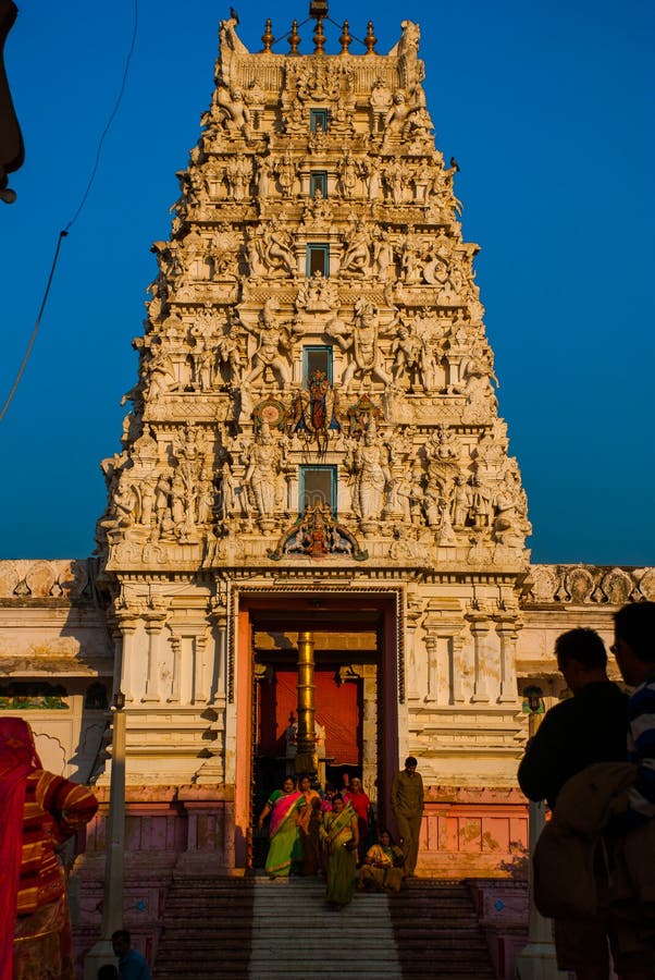 Alter Hinduistischer Tempel In Pushkar Stockbild - Bild von ethnisch ...