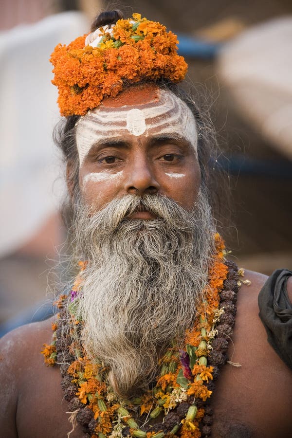 Hinduistisches Sadhu - Varanasi - Indien Redaktionelles Stockfotografie ...