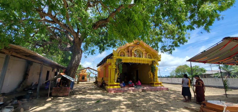 Hindus Temple Under the Tree Editorial Image - Image of temple, hindus ...