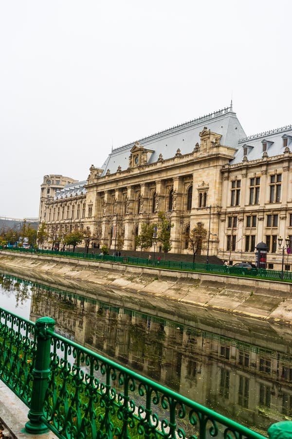 Historic Building Architecture in Bucharest, Romania, 2022 Editorial ...