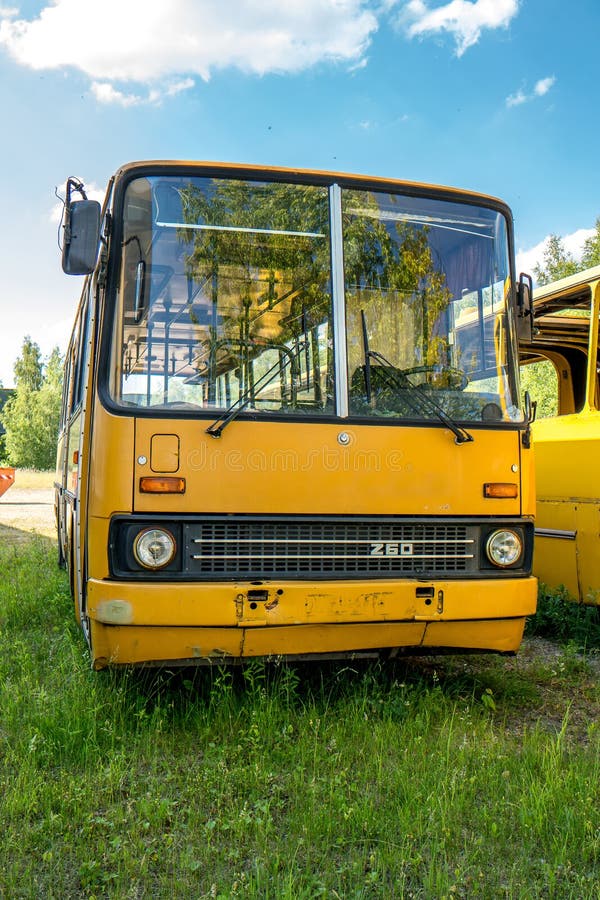 Historic bus front editorial stock image. Image of manufacturer - 193597509