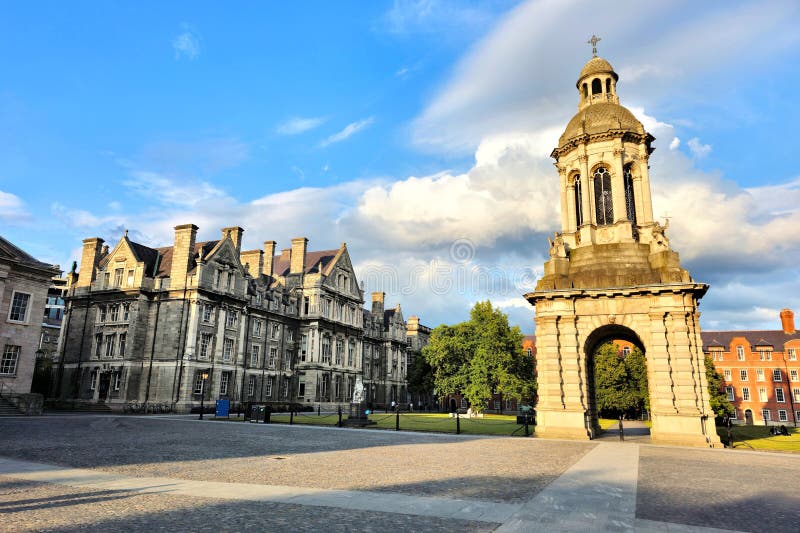 Trinity College at Sunset, Dublin, Ireland Editorial Stock Photo ...