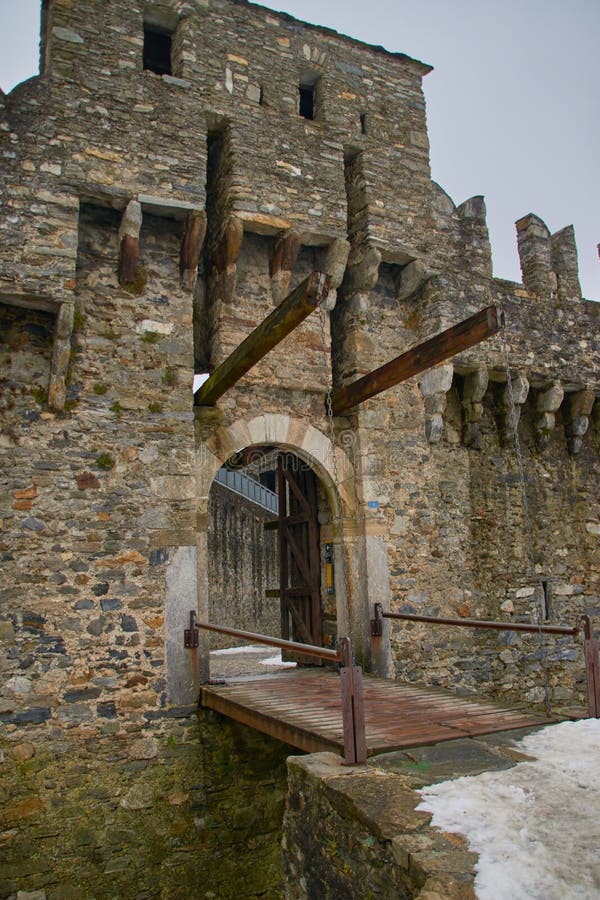 Historic Castle with a Drawbridge Stock Photo - Image of historic, snow ...
