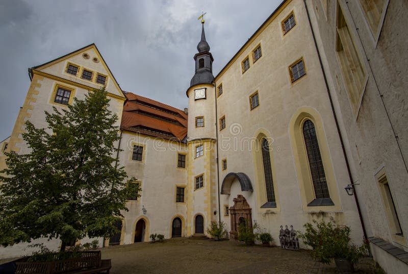 The Historic Colditz Castle Overlooking the Town of Colditz Editorial ...
