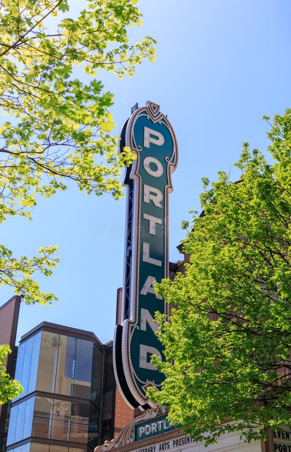 Portland Oregon Sign editorial stock image. Image of letters - 115431409