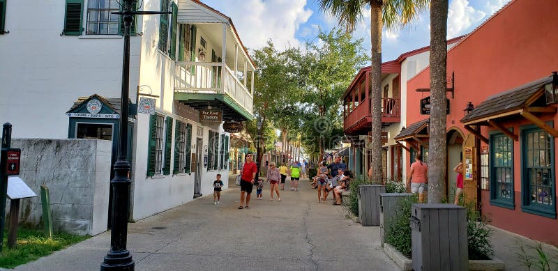 Historic Downtown Stuart editorial photography. Image of florida - 43810642