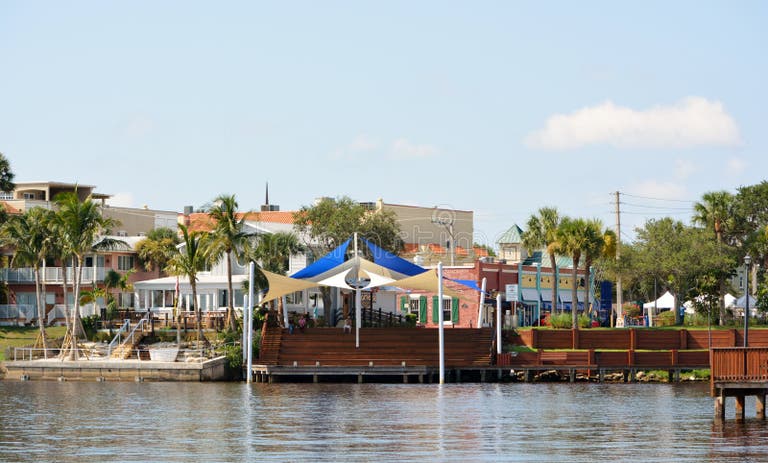 Historic Downtown Stuart Waterfront Editorial Image - Image of healthy ...