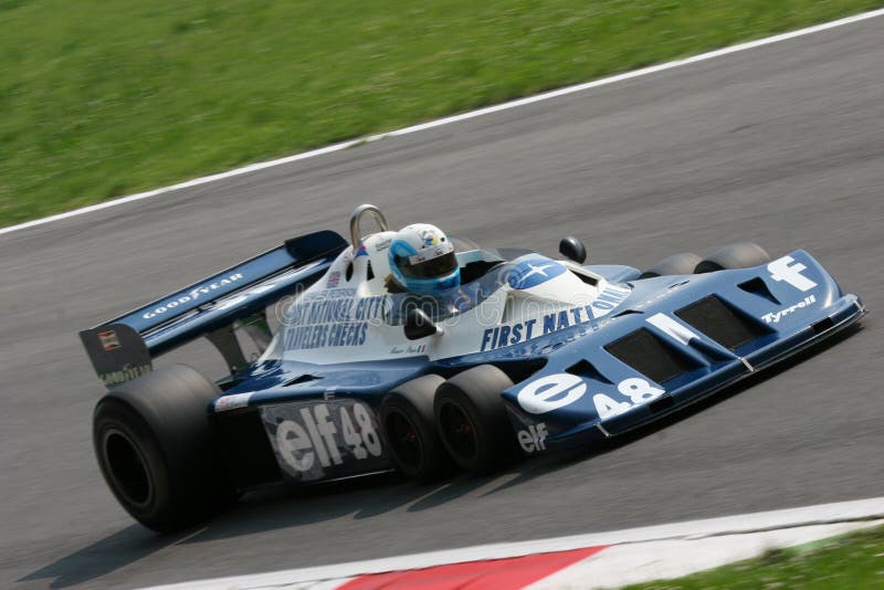 Historic formula 1 editorial photography. Image of championship - 4372167