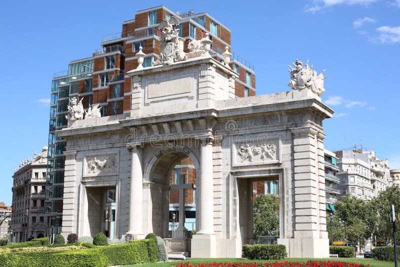 Historic Gate in Valencia, Spain Stock Image - Image of historic, house ...