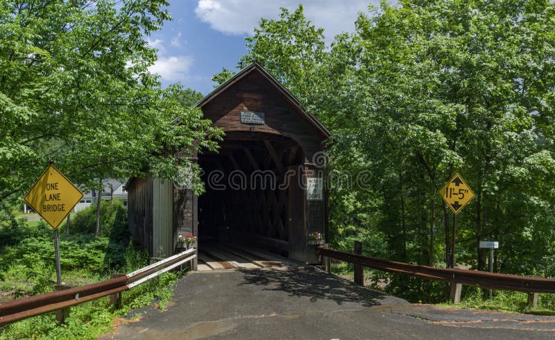 Hall Covered Bridge stock photo. Image of history, scenery - 157741234