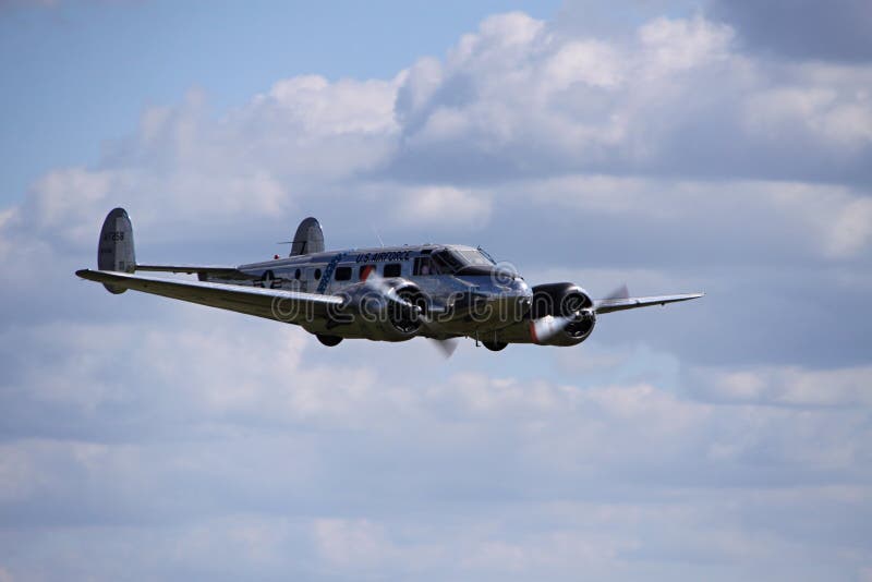 Historic plane in flight editorial image. Image of tail - 59018950