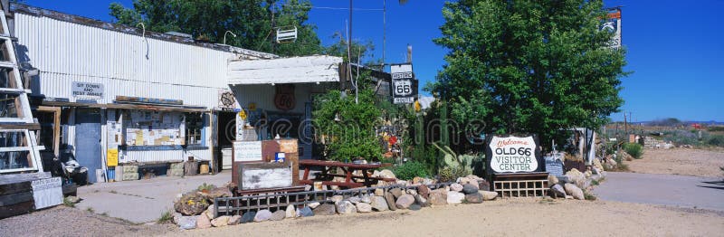 Historic Route 66 editorial image. Image of scene, architecture - 23160515